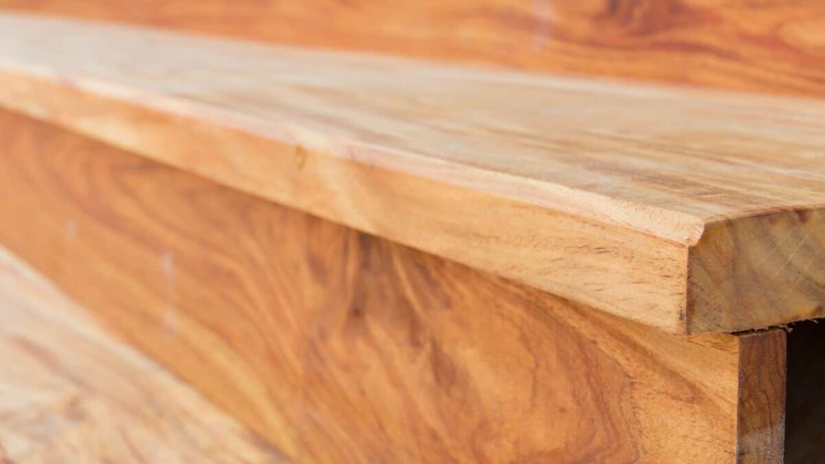 ¿Qué Es La Huella Y Contrahuella De Un Escalón De Madera?